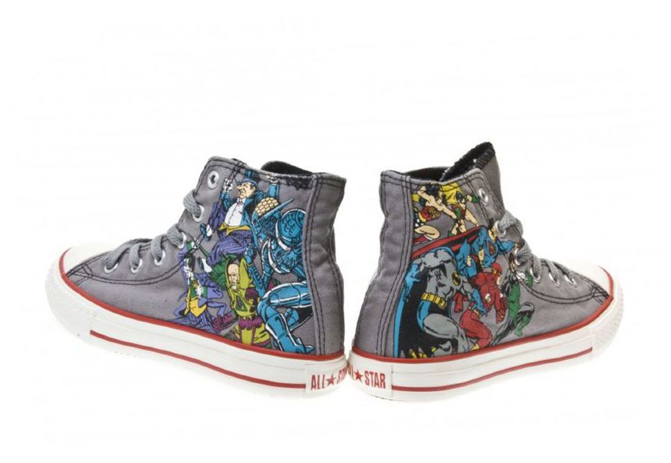 Avengers converse store